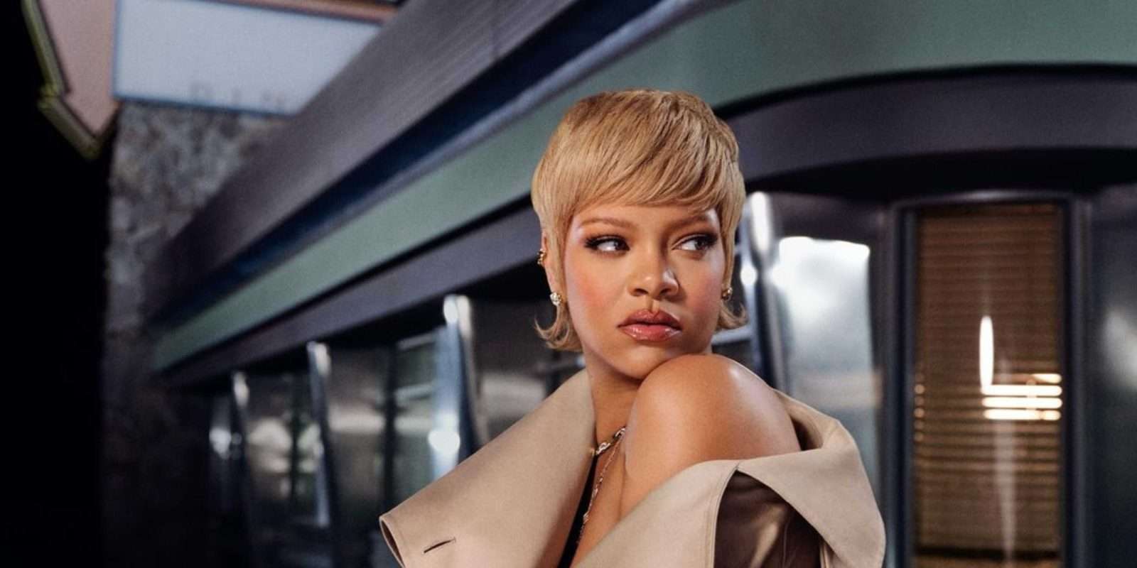 Fenty Hair is Finally Here: Rihanna to Launch New Hair Line